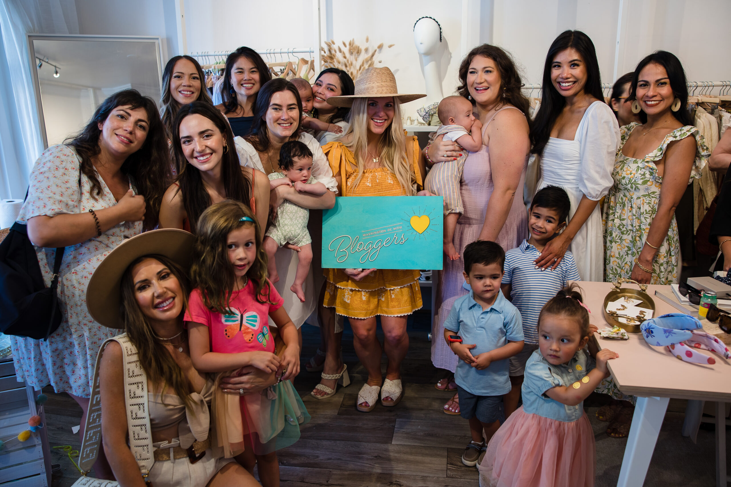 DC Mom Bloggers: August Meetup - The Blogger Union